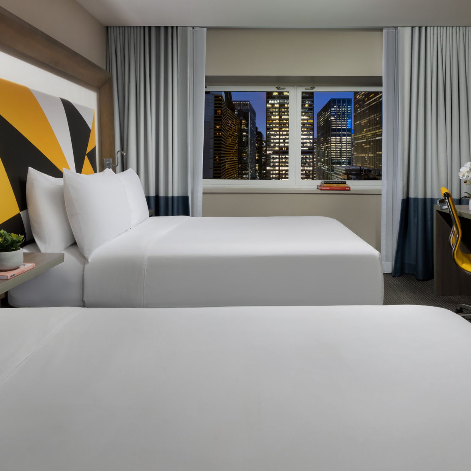 Social City View 2 Doubles